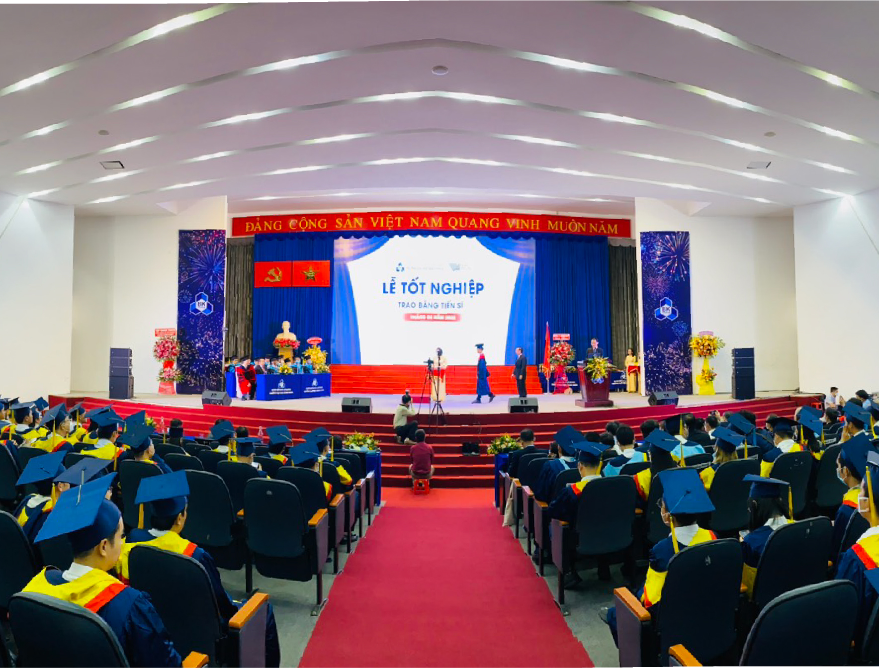 Cổng thông tin trường ĐHBK ĐHQG-HCM